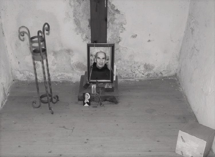“When Father Anton Harapit and Dom Mikel Koliq, in November 1944 ...